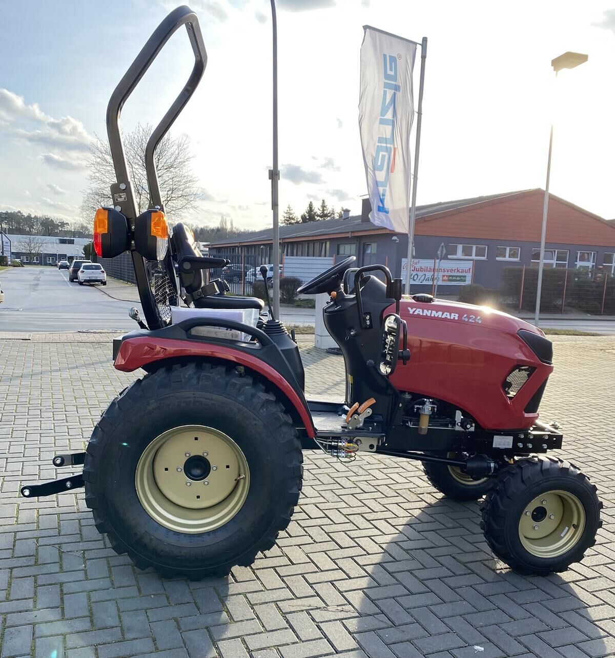 Yanmar Traktor SA424 online kaufen | Kolde Gartentechnik